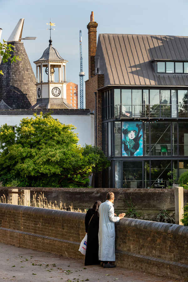 gill-portrait – Considering Art